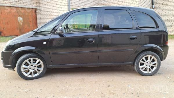 Black Opel Meriva 2009 in Daugavpils, with an engine capacity of 1.60 L and mileage of 179 thousand km for 1500 €, photo 2 on AUTOMOTO.COM.LV