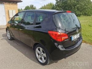 Black Opel Meriva 2010 in Liepaja, with an engine capacity of 1.70 L and mileage of 229 thousand km for 4600 €, photo 9 on AUTOMOTO.COM.LV