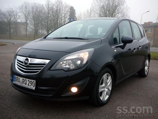 Black Opel Meriva 2010 in Cesis, with an engine capacity of 1.40 L and mileage of 0 thousand km for 4750 €, photo 3 on AUTOMOTO.COM.LV
