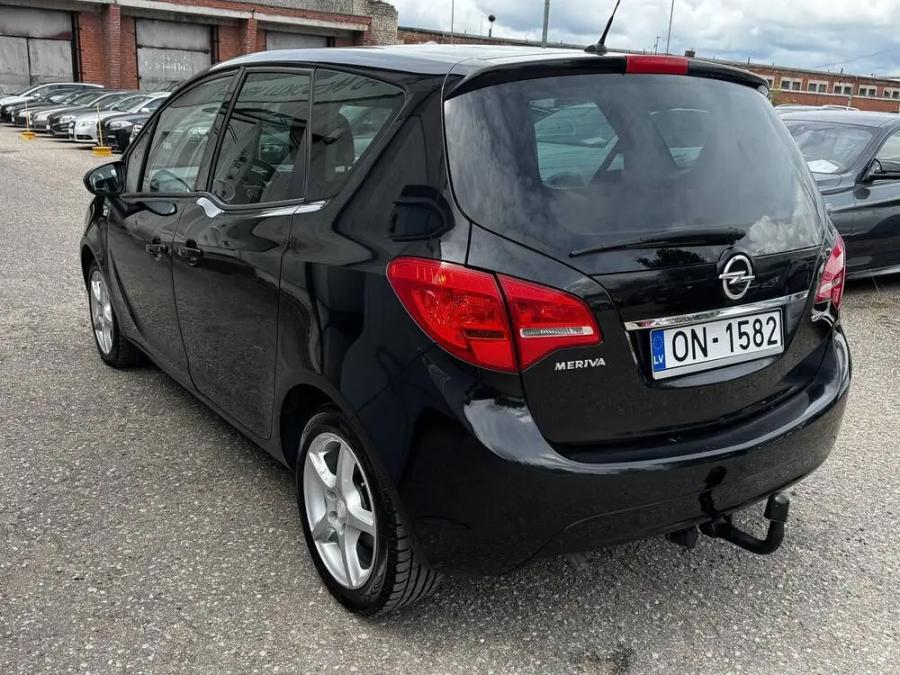 Melns Opel Meriva 2010 Daugavpils, ar dzinēja tilpumu 1.70 L un nobraukumu 195 tūkst. km par 3850 €, foto 5 vietnē AUTOMOTO.COM.LV