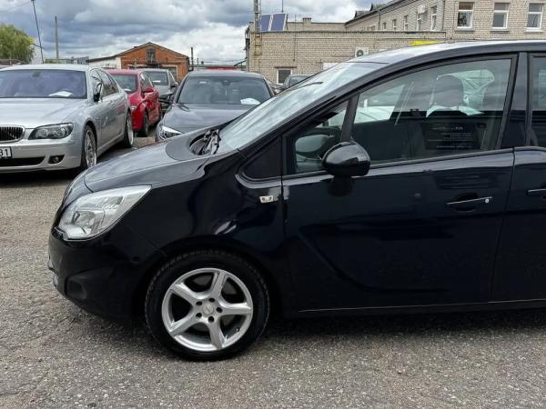 Melns Opel Meriva 2010 Daugavpils, ar dzinēja tilpumu 1.70 L un nobraukumu 195 tūkst. km par 3850 €, foto 7 vietnē AUTOMOTO.COM.LV