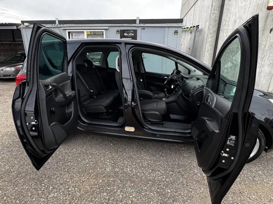 Melns Opel Meriva 2010 Daugavpils, ar dzinēja tilpumu 1.70 L un nobraukumu 195 tūkst. km par 3850 €, foto 13 vietnē AUTOMOTO.COM.LV