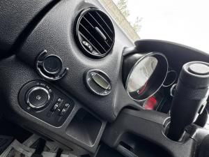 Melns Opel Meriva 2010 Daugavpils, ar dzinēja tilpumu 1.70 L un nobraukumu 195 tūkst. km par 3850 €, foto 22 vietnē AUTOMOTO.COM.LV