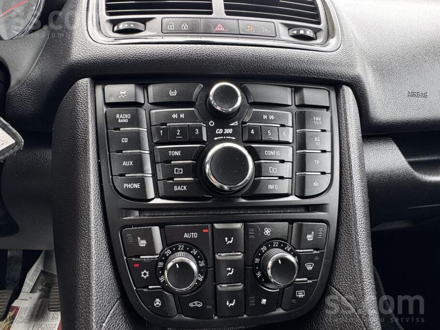 Melns Opel Meriva 2010 Daugavpils, ar dzinēja tilpumu 1.70 L un nobraukumu 0 tūkst. km par 3850 €, foto 20 vietnē AUTOMOTO.COM.LV