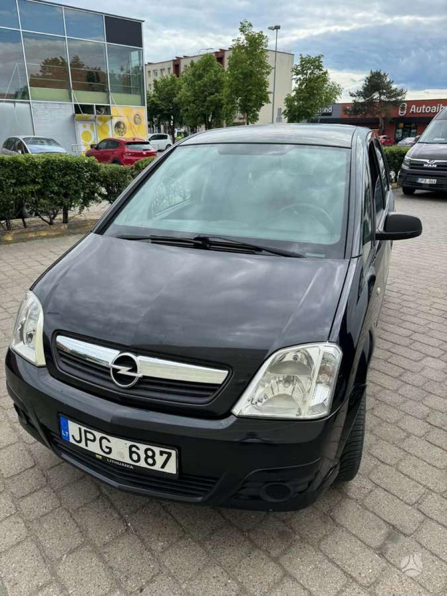 Black Opel Meriva 2010 in Taurage, with an engine capacity of 1.36 L and mileage of 234 thousand km for 2100 €, photo 4 on AUTOMOTO.COM.LV