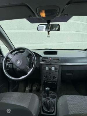 Black Opel Meriva 2010 in Taurage, with an engine capacity of 1.36 L and mileage of 234 thousand km for 2100 €, photo 7 on AUTOMOTO.COM.LV