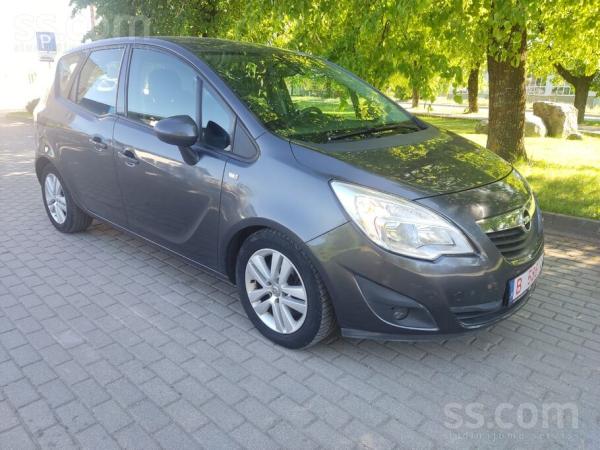 Melns Opel Meriva 2011 Ogre, ar dzinēja tilpumu 1.70 L un nobraukumu 0 tūkst. km par 3650 €, foto 4 vietnē AUTOMOTO.COM.LV