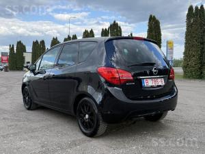 Black Opel Meriva 2011 in Liepaja, with an engine capacity of 1.40 L and mileage of 177 thousand km for 4600 €, photo 5 on AUTOMOTO.COM.LV