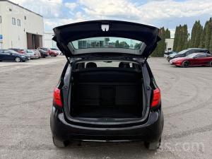 Black Opel Meriva 2011 in Liepaja, with an engine capacity of 1.40 L and mileage of 177 thousand km for 4600 €, photo 10 on AUTOMOTO.COM.LV