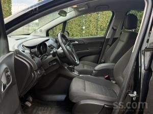 Black Opel Meriva 2011 in Liepaja, with an engine capacity of 1.40 L and mileage of 177 thousand km for 4600 €, photo 15 on AUTOMOTO.COM.LV