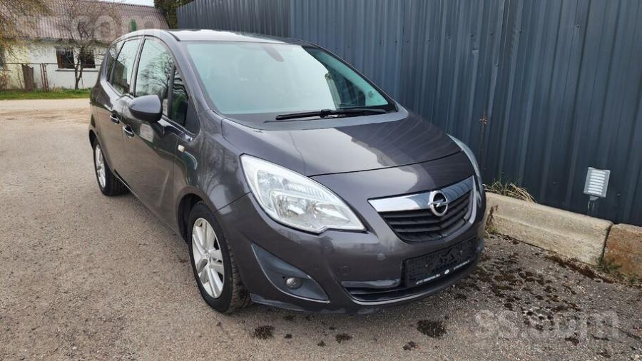 Black Opel Meriva 2011 in Ogre, with an engine capacity of 1.70 L and mileage of 0 thousand km for 3150 €, photo 3 on AUTOMOTO.COM.LV