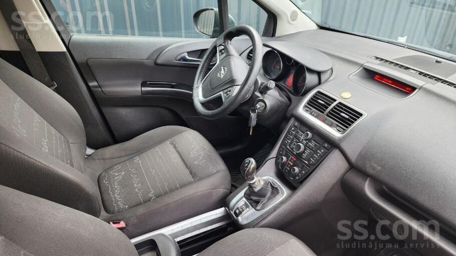 Black Opel Meriva 2011 in Ogre, with an engine capacity of 1.70 L and mileage of 0 thousand km for 3150 €, photo 11 on AUTOMOTO.COM.LV