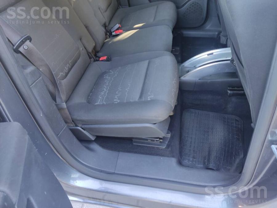 Black Opel Meriva 2011 in Ogre, with an engine capacity of 1.70 L and mileage of 0 thousand km for 3150 €, photo 16 on AUTOMOTO.COM.LV