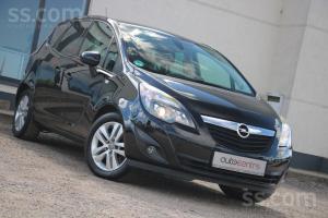 Black Opel Meriva 2011 in Tukums, with an engine capacity of 1.70 L and mileage of 266 thousand km for 4686 €, photo 8 on AUTOMOTO.COM.LV