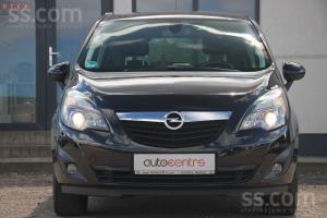 Black Opel Meriva 2011 in Tukums, with an engine capacity of 1.70 L and mileage of 266 thousand km for 4686 €, photo 33 on AUTOMOTO.COM.LV