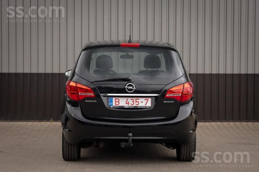 Black Opel Meriva 2011 in Talsi, with an engine capacity of 1.40 L and mileage of 132 thousand km for 5490 €, photo 6 on AUTOMOTO.COM.LV
