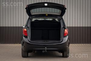 Melns Opel Meriva 2011 Tukums, ar dzinēja tilpumu 1.40 L un nobraukumu 132 tūkst. km par 5490 €, foto 7 vietnē AUTOMOTO.COM.LV