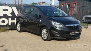 Melns Opel Meriva 2012 Liepāja, ar dzinēja tilpumu 1.40 L un nobraukumu 163 tūkst. km par 4450 €, foto 3 vietnē AUTOMOTO.COM.LV