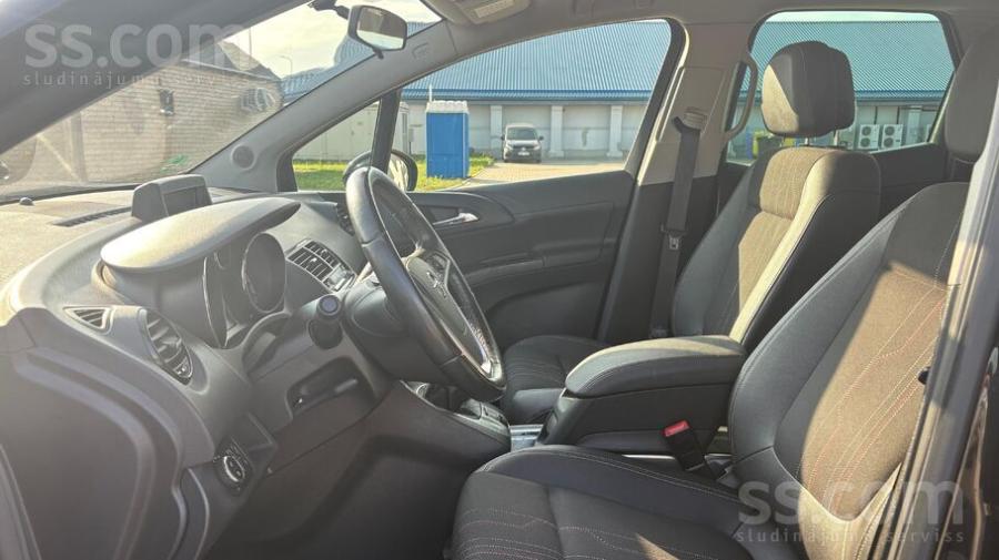 Melns Opel Meriva 2012 Liepāja, ar dzinēja tilpumu 1.40 L un nobraukumu 163 tūkst. km par 4450 €, foto 10 vietnē AUTOMOTO.COM.LV