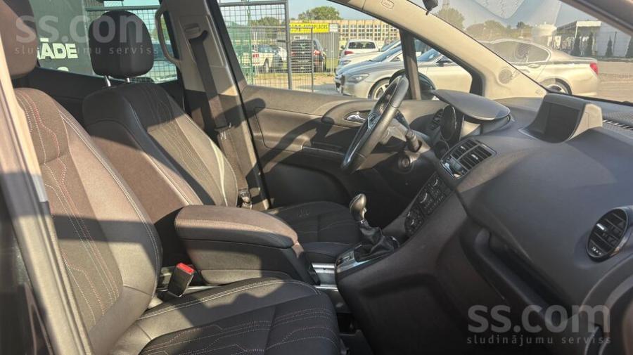 Melns Opel Meriva 2012 Liepāja, ar dzinēja tilpumu 1.40 L un nobraukumu 163 tūkst. km par 4450 €, foto 17 vietnē AUTOMOTO.COM.LV