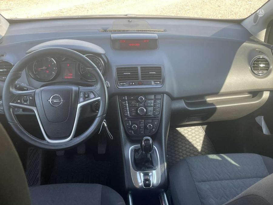 Black Opel Meriva 2013 in Panevezys, with an engine capacity of 1.36 L and mileage of 355 thousand km for 1750 €, photo 11 on AUTOMOTO.COM.LV