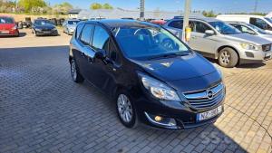 Melns Opel Meriva 2015 Talsi, ar dzinēja tilpumu 1.60 L un nobraukumu 211 tūkst. km par 6200 €, foto 6 vietnē AUTOMOTO.COM.LV
