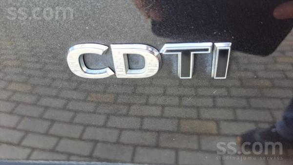 Black Opel Meriva 2015 in Talsi, with an engine capacity of 1.60 L and mileage of 211 thousand km for 6200 €, photo 6 on AUTOMOTO.COM.LV