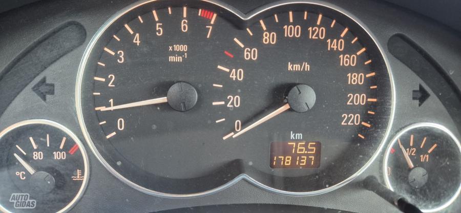 Melns Opel Meriva 2003 Klaipėda, ar dzinēja tilpumu 1.60 L un nobraukumu 179 tūkst. km par 1000 €, foto 7 vietnē AUTOMOTO.COM.LV