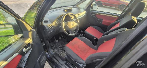 Black Opel Meriva 2003 in Klaipeda, with an engine capacity of 1.60 L and mileage of 179 thousand km for 1000 €, photo 11 on AUTOMOTO.COM.LV