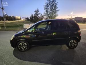 Black Opel Meriva 2004 in Siauliai, with an engine capacity of 1.70 L and mileage of 212 thousand km for 650 €, photo 3 on AUTOMOTO.COM.LV