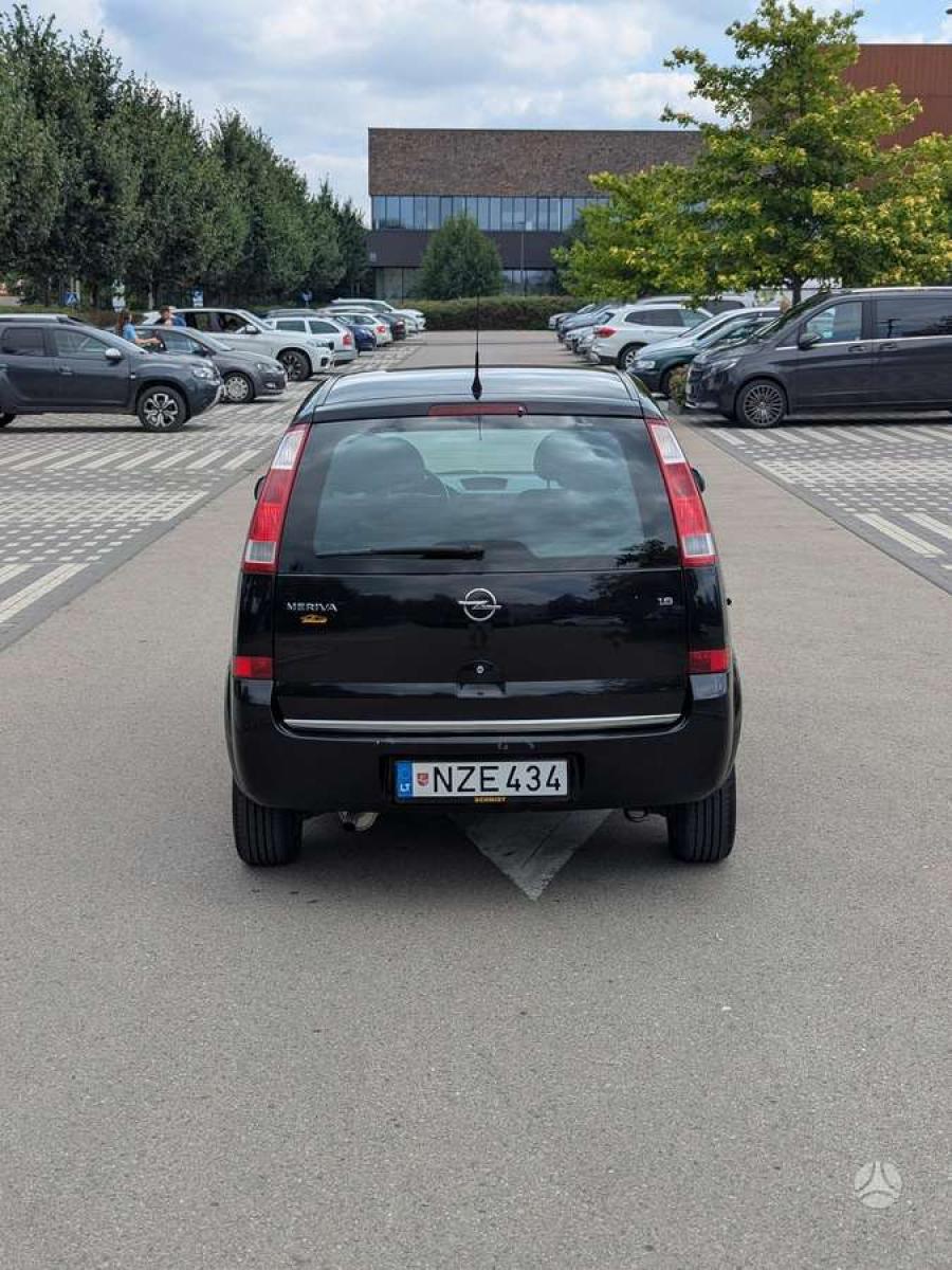 Black Opel Meriva 2004 in Vilnius, with an engine capacity of 1.60 L and mileage of 158 thousand km for 1100 €, photo 8 on AUTOMOTO.COM.LV