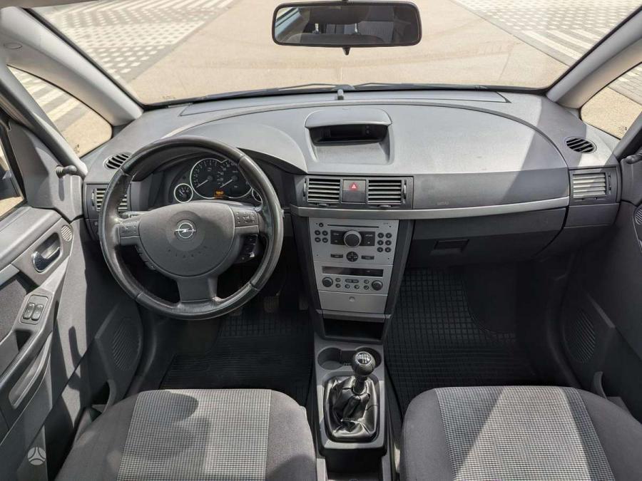 Black Opel Meriva 2004 in Vilnius, with an engine capacity of 1.60 L and mileage of 158 thousand km for 1100 €, photo 11 on AUTOMOTO.COM.LV