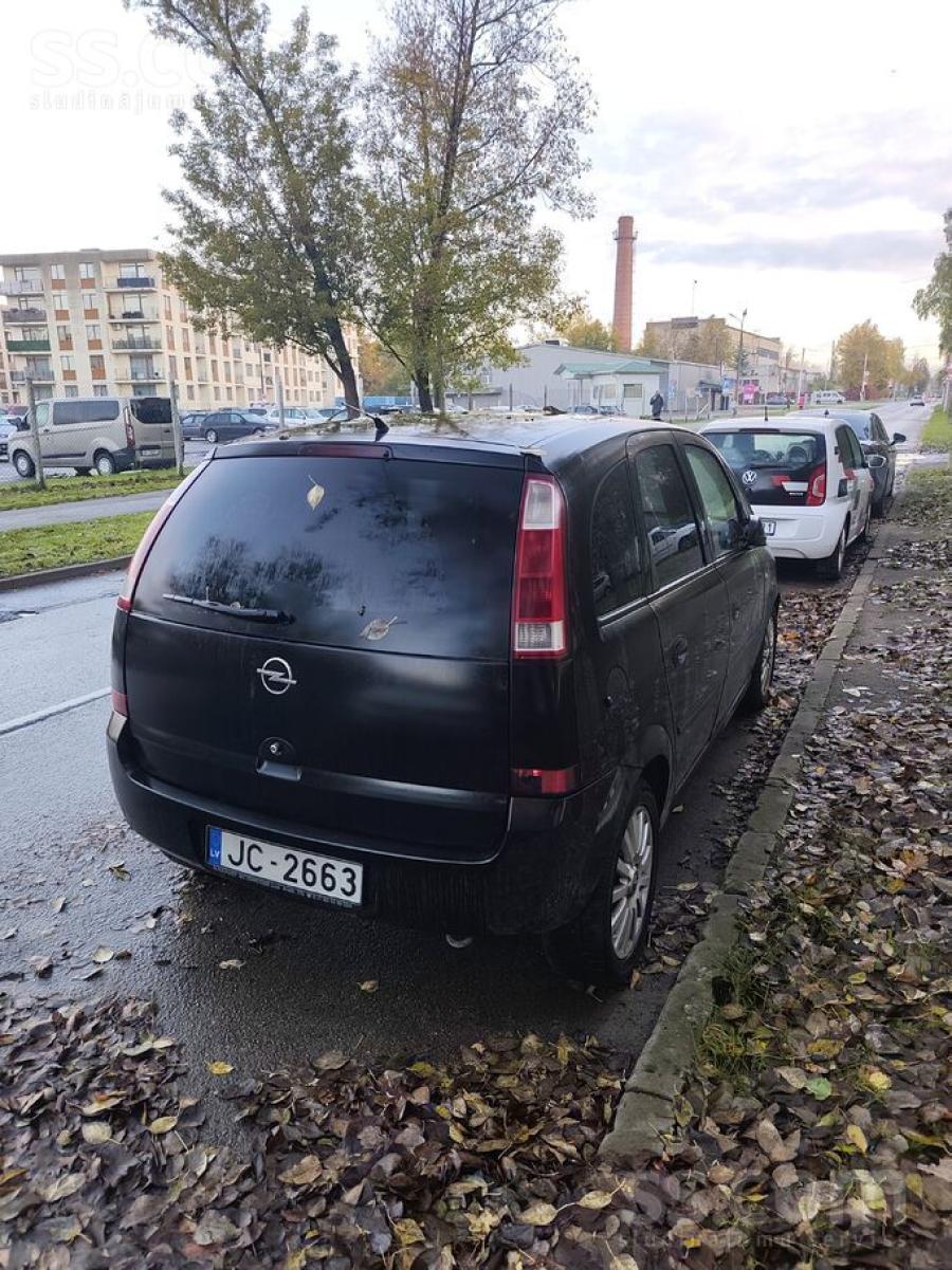 Melns Opel Meriva 2004 Rīga, ar dzinēja tilpumu 1.70 L un nobraukumu 386 tūkst. km par 500 €, foto 4 vietnē AUTOMOTO.COM.LV