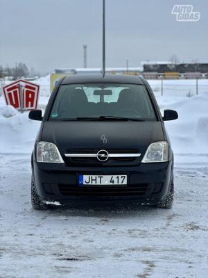 Black Opel Meriva 2005 in Kretinga, with an engine capacity of 1.60 L and mileage of 237 thousand km for 1550 €, photo 2 on AUTOMOTO.COM.LV
