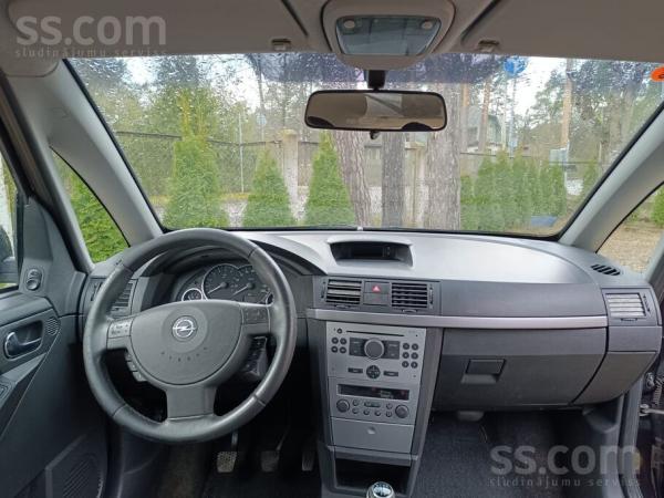Black Opel Meriva 2005 in Riga, with an engine capacity of 1.30 L and mileage of 320 thousand km for 1150 €, photo 7 on AUTOMOTO.COM.LV