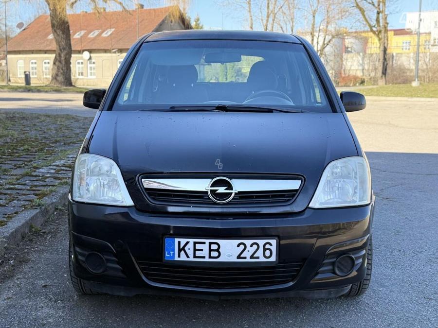 Black Opel Meriva 2006 in Silute, with an engine capacity of 1.70 L and mileage of 248 thousand km for 1100 €, photo 6 on AUTOMOTO.COM.LV