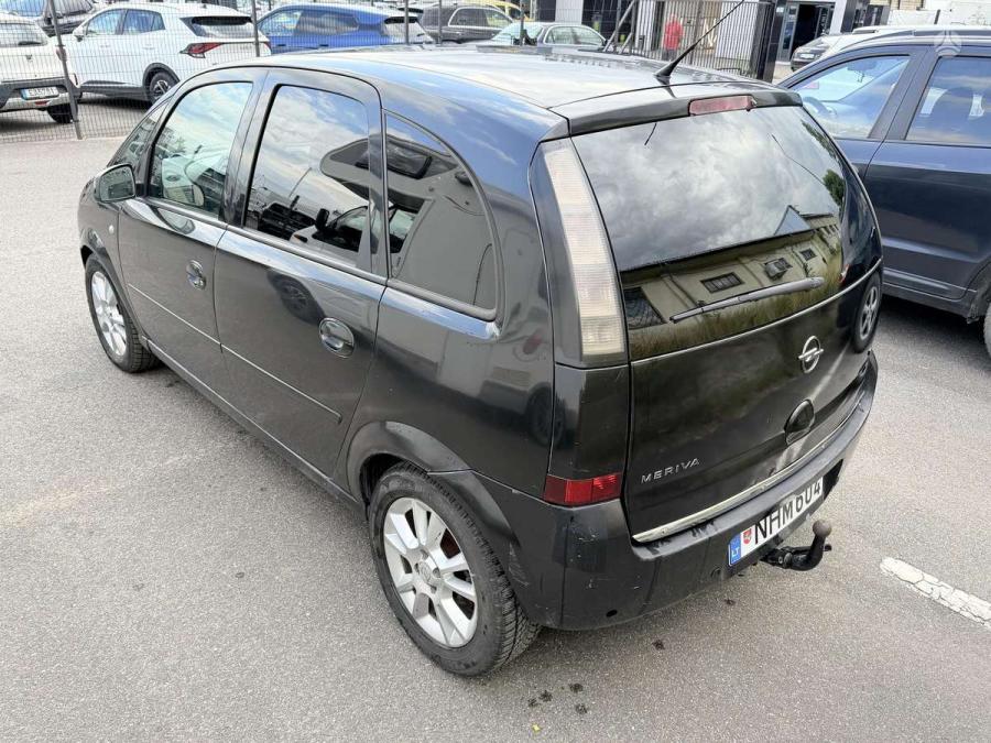 Melns Opel Meriva 2008 Viļņa, ar dzinēja tilpumu 1.60 L un nobraukumu 2 tūkst. km par 699 €, foto 3 vietnē AUTOMOTO.COM.LV