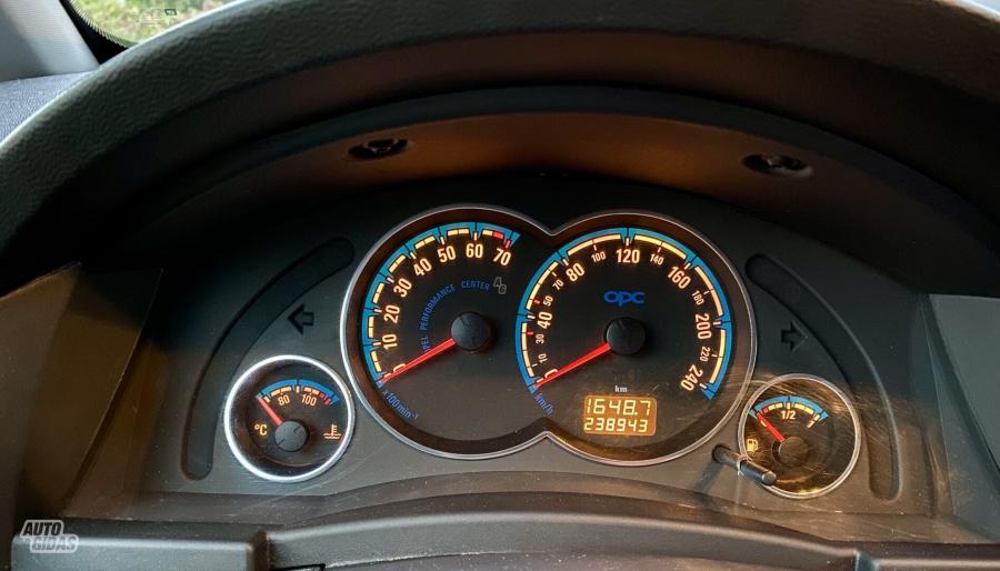 Melns Opel Meriva 2009 Viļņa, ar dzinēja tilpumu 1.60 L un nobraukumu 239 tūkst. km par 3300 €, foto 17 vietnē AUTOMOTO.COM.LV