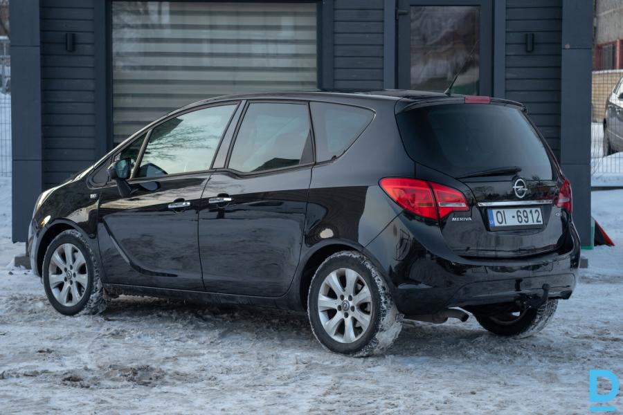 Melns Opel Meriva 2010 Liepāja, ar dzinēja tilpumu 1.70 L un nobraukumu 251 tūkst. km par 3500 €, foto 2 vietnē AUTOMOTO.COM.LV