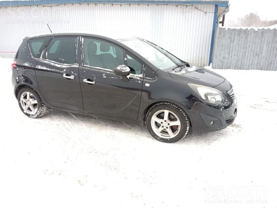 Melns Opel Meriva 2011 Madona, ar dzinēja tilpumu 1.70 L un nobraukumu 196 tūkst. km par 3950 €, foto 3 vietnē AUTOMOTO.COM.LV