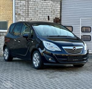 Black Opel Meriva 2011 in Kretinga, with an engine capacity of 1.30 L and mileage of 243 thousand km for 3999 €, photo 3 on AUTOMOTO.COM.LV