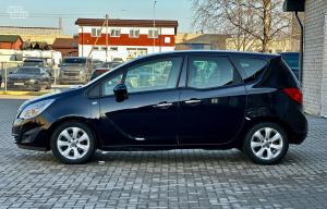 Black Opel Meriva 2011 in Kretinga, with an engine capacity of 1.30 L and mileage of 243 thousand km for 3999 €, photo 5 on AUTOMOTO.COM.LV
