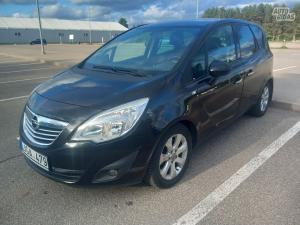 Melns Opel Meriva 2011 Viļņa, ar dzinēja tilpumu 1.40 L un nobraukumu 248 tūkst. km par 3600 €, foto  vietnē AUTOMOTO.COM.LV