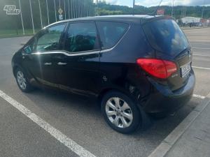 Black Opel Meriva 2011 in Vilnius, with an engine capacity of 1.40 L and mileage of 248 thousand km for 3600 €, photo 4 on AUTOMOTO.COM.LV