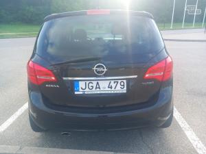 Black Opel Meriva 2011 in Vilnius, with an engine capacity of 1.40 L and mileage of 248 thousand km for 3600 €, photo 5 on AUTOMOTO.COM.LV