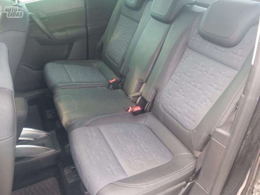 Black Opel Meriva 2011 in Vilnius, with an engine capacity of 1.40 L and mileage of 248 thousand km for 3600 €, photo 15 on AUTOMOTO.COM.LV