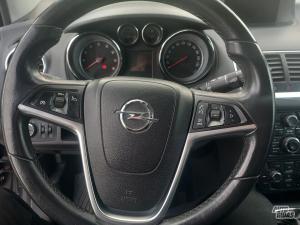 Black Opel Meriva 2011 in Vilnius, with an engine capacity of 1.40 L and mileage of 248 thousand km for 3600 €, photo 20 on AUTOMOTO.COM.LV