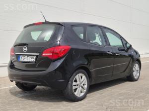 Black Opel Meriva 2011 in Riga, with an engine capacity of 1.70 L and mileage of 109 thousand km for 5450 €, photo 5 on AUTOMOTO.COM.LV