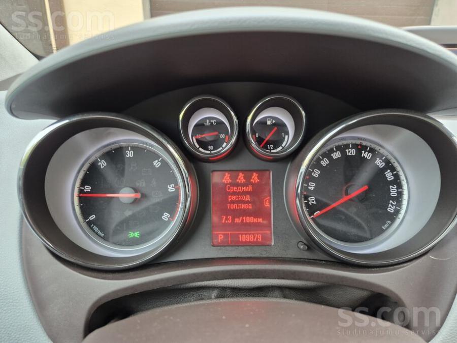 Black Opel Meriva 2011 in Riga, with an engine capacity of 1.70 L and mileage of 109 thousand km for 5450 €, photo 15 on AUTOMOTO.COM.LV