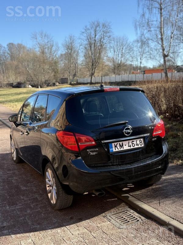 Melns Opel Meriva 2011 Kuldīga, ar dzinēja tilpumu 1.70 L un nobraukumu 275 tūkst. km par 2700 €, foto 4 vietnē AUTOMOTO.COM.LV
